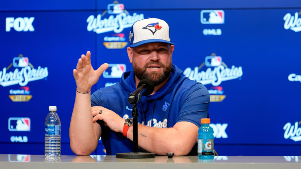 Blue Jays' Mark Shapiro Praises Manager John Schneider's Growth