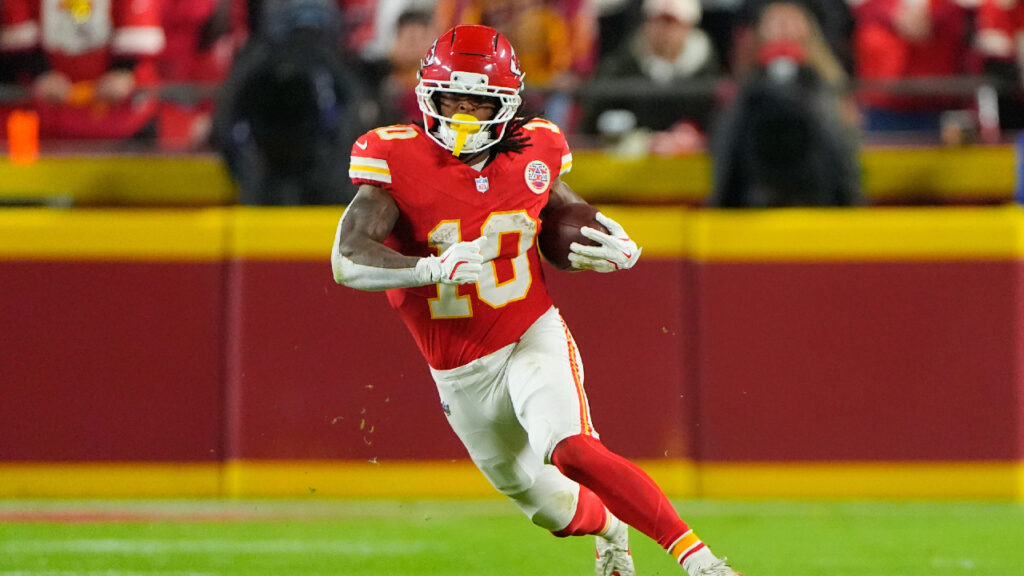 Chiefs’ Isiah Pacheco Set to Return for Thanksgiving Clash with Cowboys
